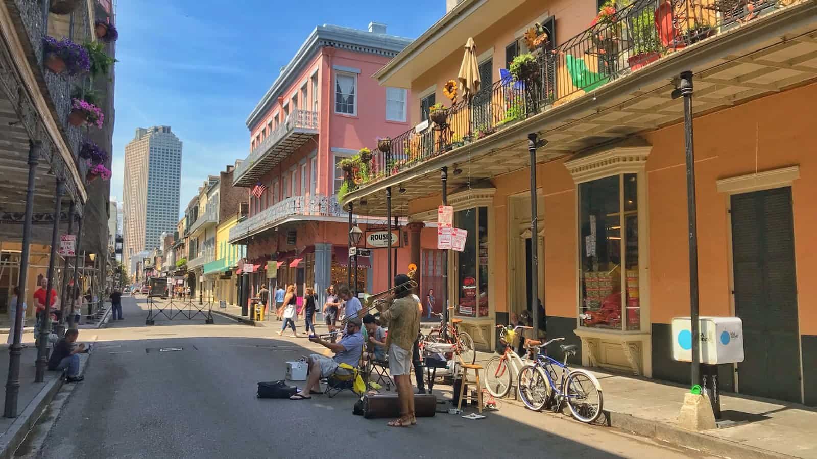 Explore Unique Gems of the French Quarter in New Orleans