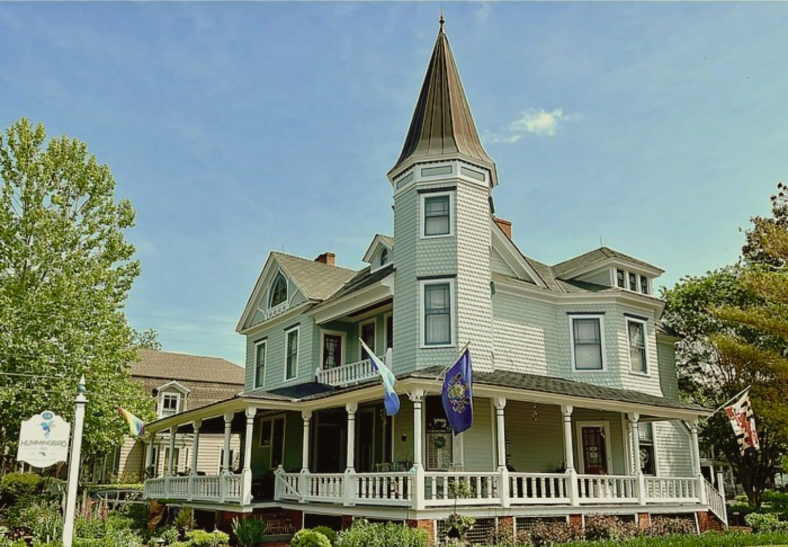 The Ultimate Outer Banks Adventure Guide - bite-sized adventures